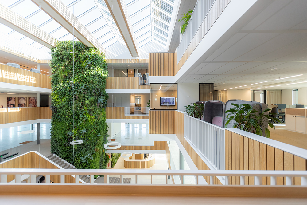 » L’Oréal headquarters by Tétris Design & Build