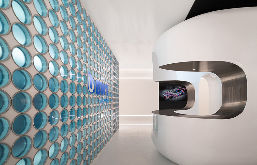 » DHB DESIGN | BWT Showroom