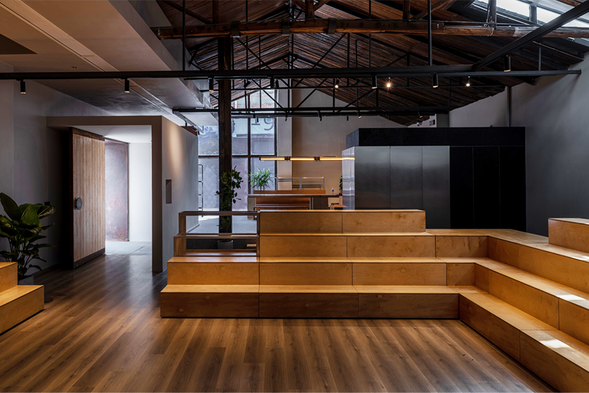 » ALUMNI store by FON Studio
