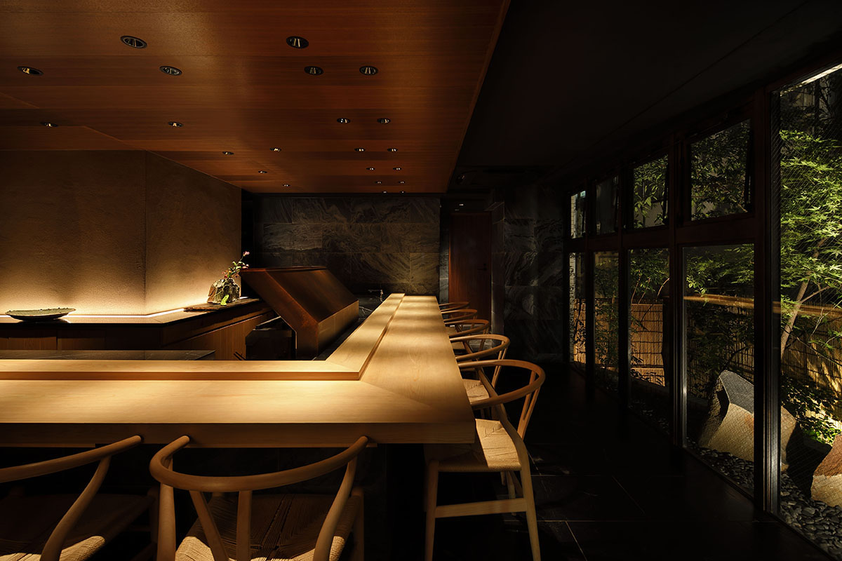 » A yakitori restaurant where all carefully selected ingredients resonate