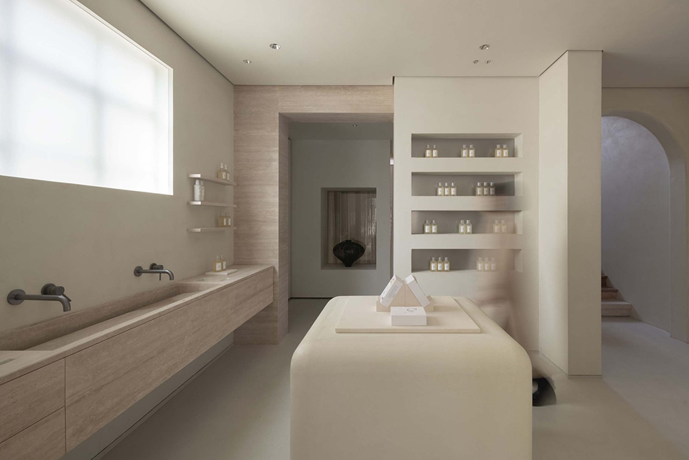 » To Summer Shanghai Flagship Store by F.O.G. Architecture