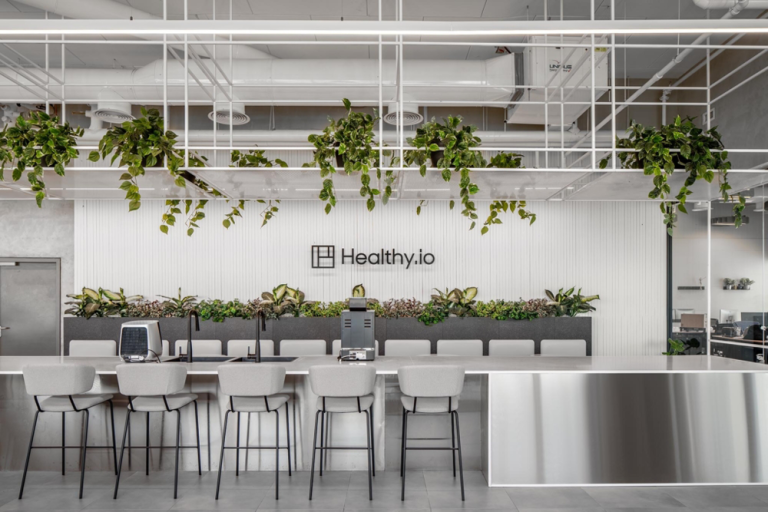 » Healthy.io Offices by Switchup