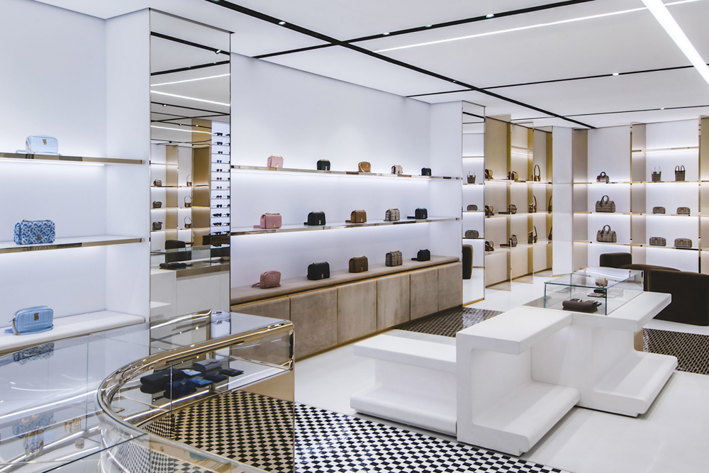 » Burberry flagship store