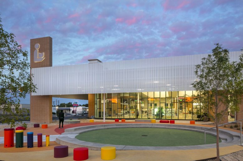 » CABQ International District Library by RMKM Architecture