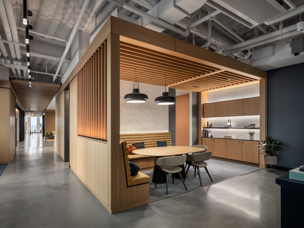 » BioMed Realty Offices by Hacin
