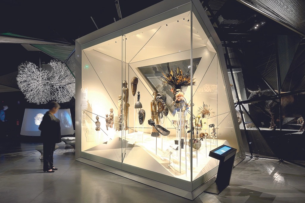 » Display Case – One-off by Goppion