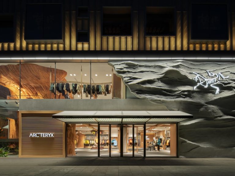 » ARC’TERYX Flagship Store by Still Young