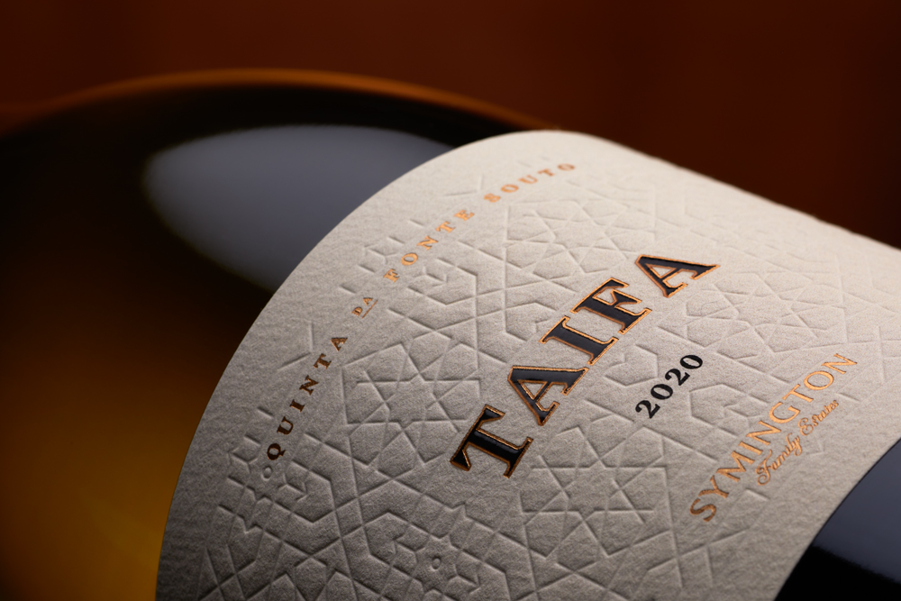 » Taifa wine by Bisarro Studio