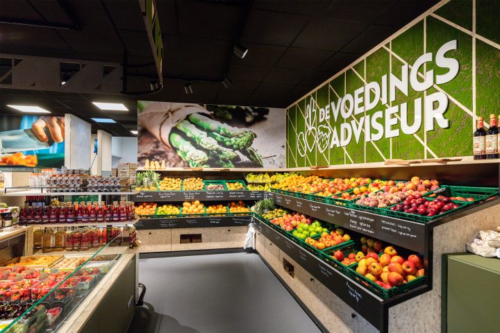 » A real fresh food store with a natural appearance and fruit and ...