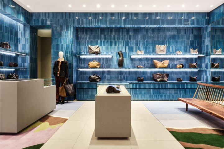 » LOEWE store