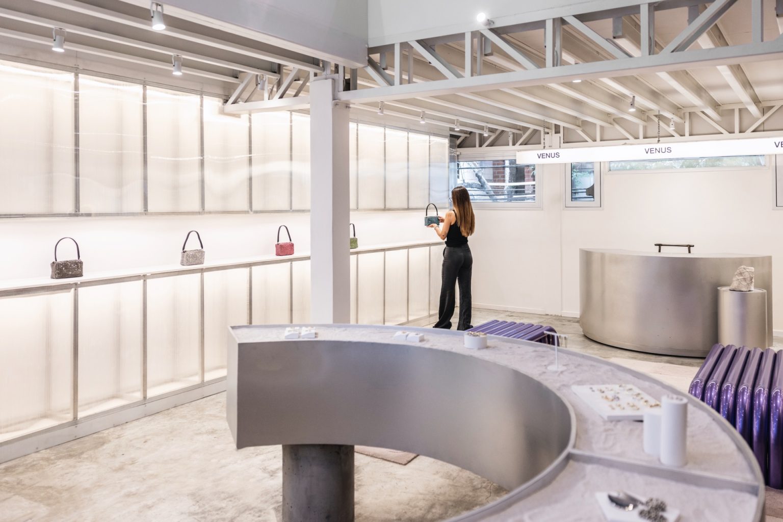» Venus Factory shop by tomboy
