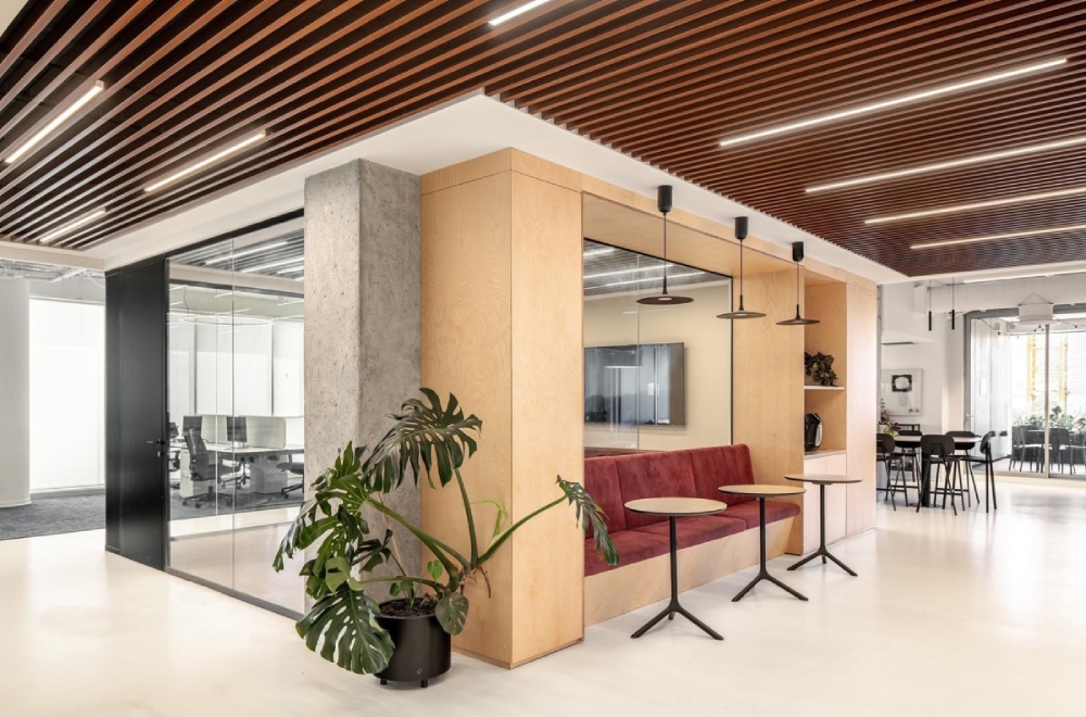 » Capitolis office by ROMBO