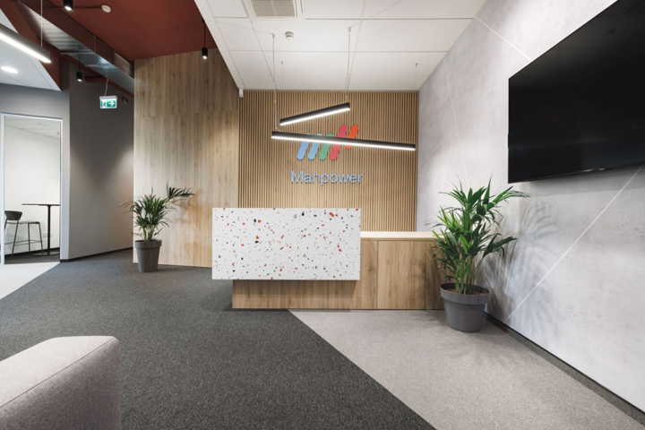 » Manpower office by Kragelj Architects