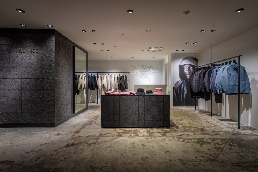 » Arc’teryx Veilance shop-in-shop