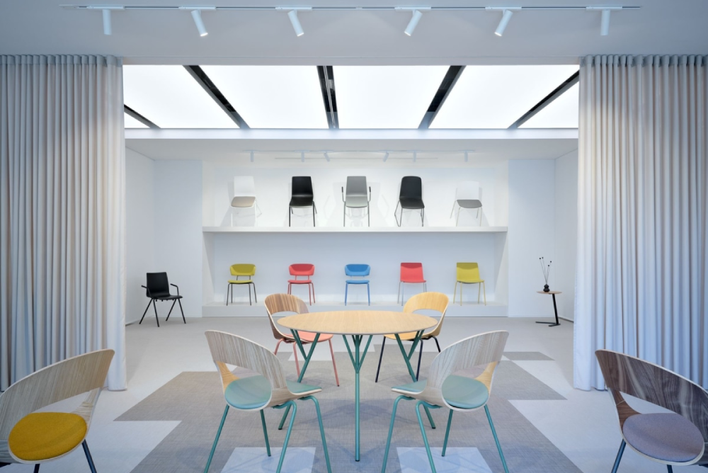 » LD Seating Showroom by archicraft