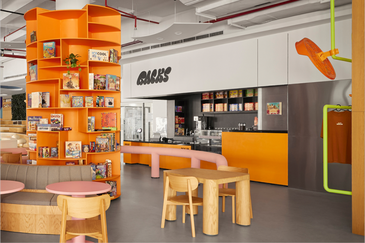 » RACKS café by Kidz