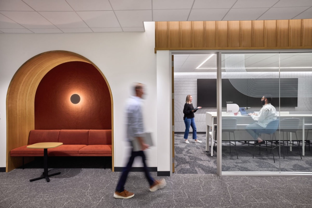 » Robert Half Offices by IA Interior Architects