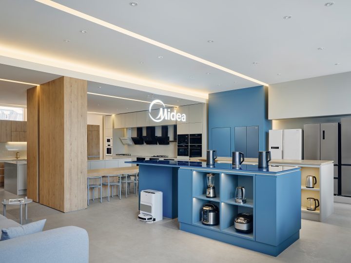 » Midea Showroom by SINITSA Bureau
