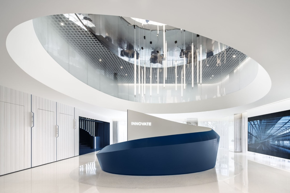 » Max Zone Show Office & Sales Center by Ippolito Fleitz Group