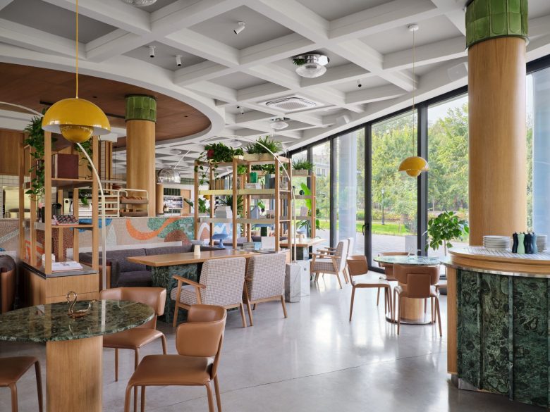 » Aqqu Central Café by Alena Krasatulinа and Vladislav Churikov