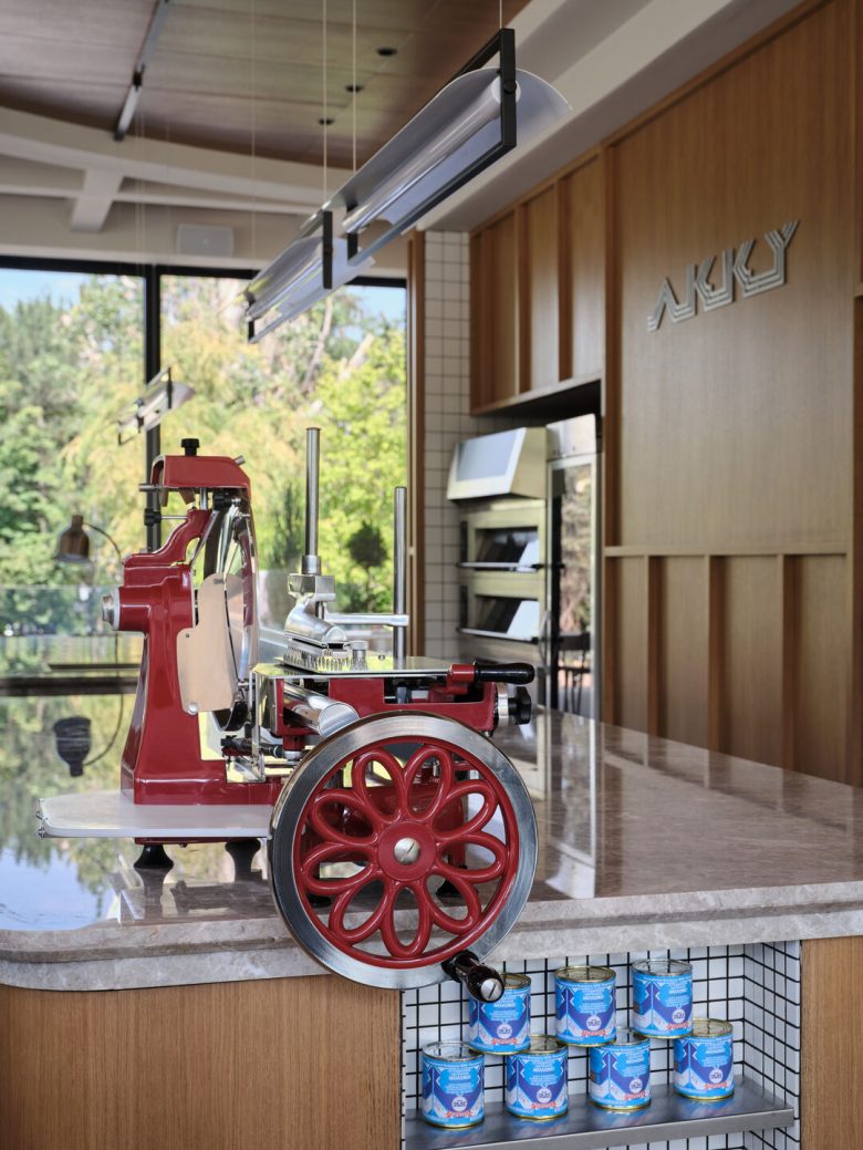 » Aqqu Central Café by Alena Krasatulinа and Vladislav Churikov