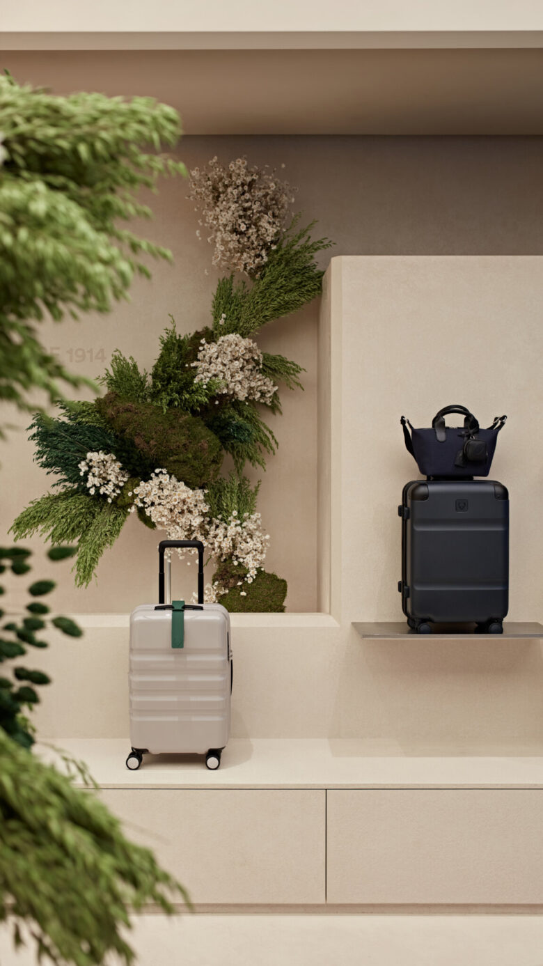 » Antler Flagship Store on Regent Street by Checkland Kindleysides