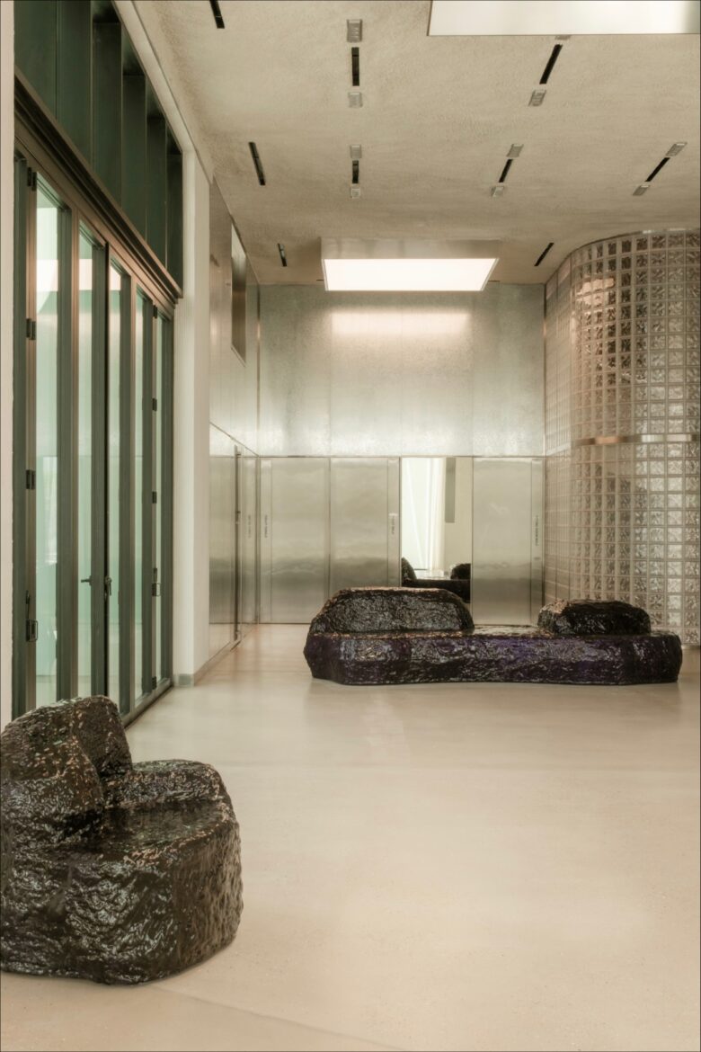 » Ounass Stage by VAUST Studio